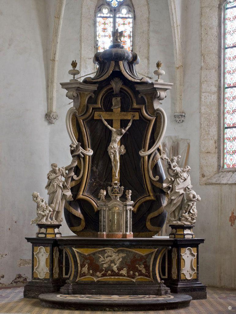 Altar of the Holy Cross (Church of the Holy Cross) - Discover Baroque ...