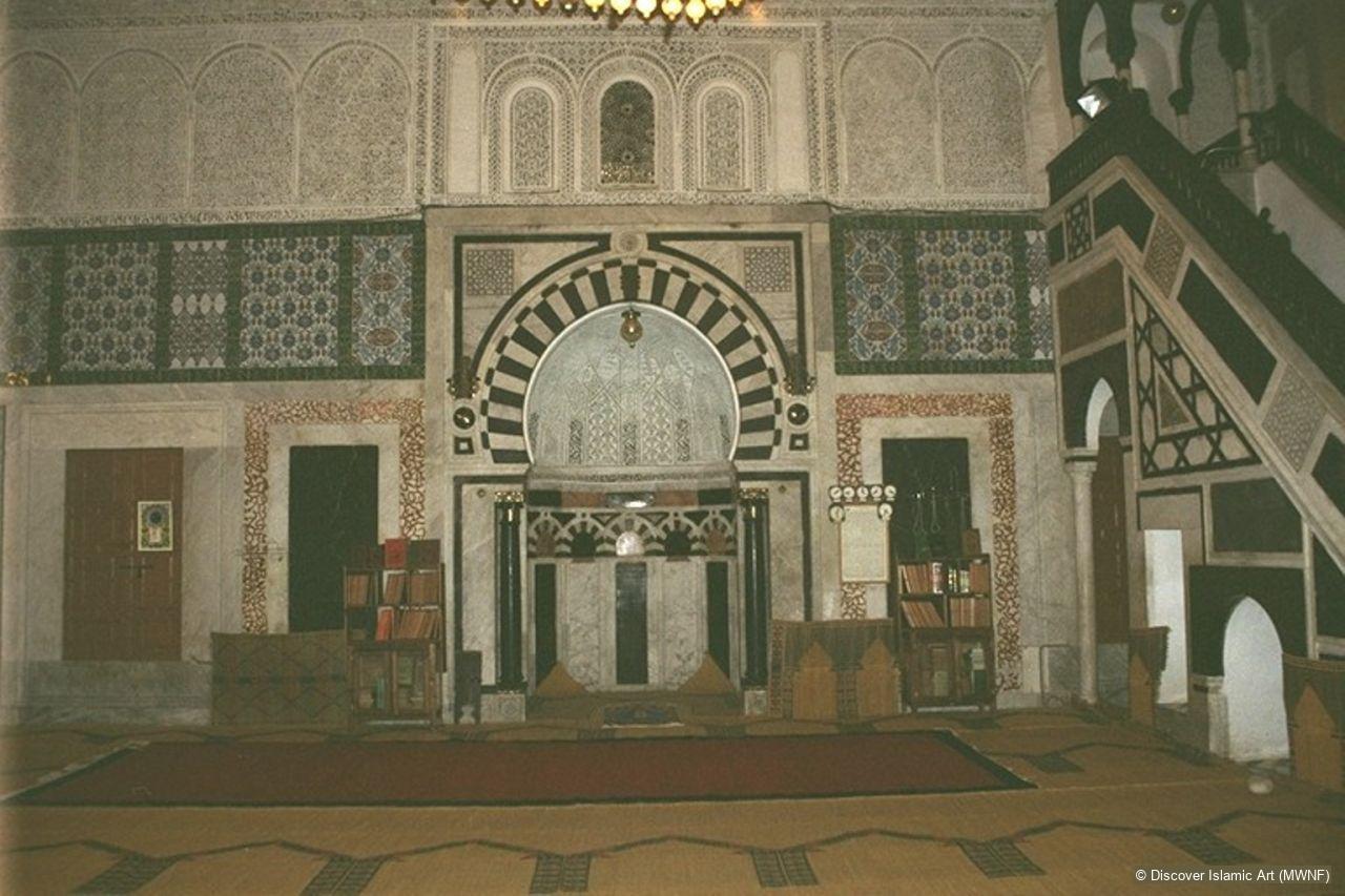 Mohamed Bey al-Muradi Mosque - Discover Islamic Art - Virtual Museum