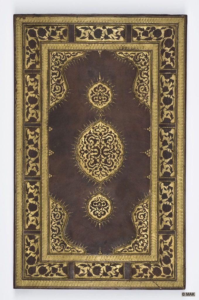 Bookcover - Discover Islamic Art - Virtual Museum