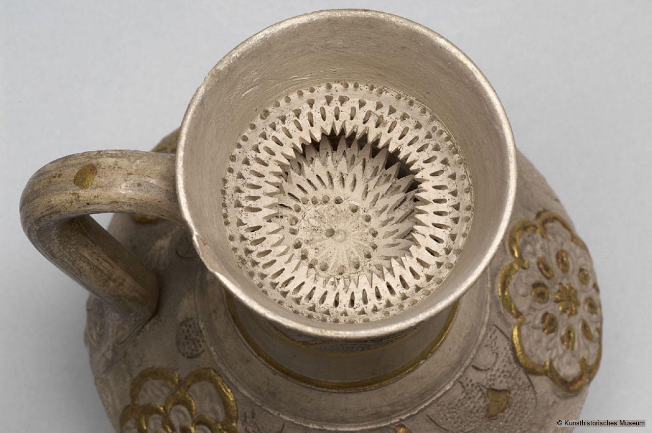 Lidded ewer - Discover Islamic Art - Virtual Museum