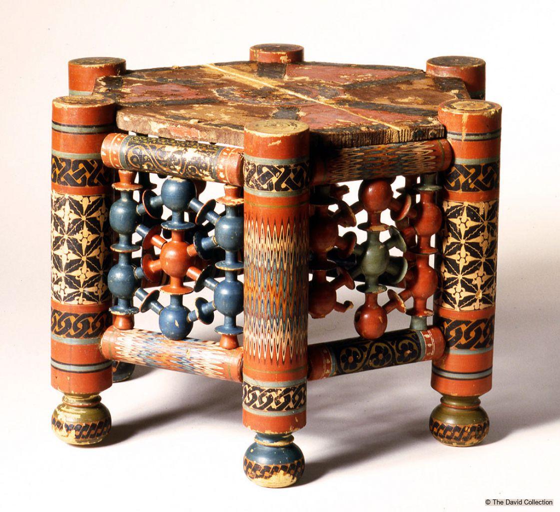 Hexagonal table - Discover Islamic Art - Virtual Museum