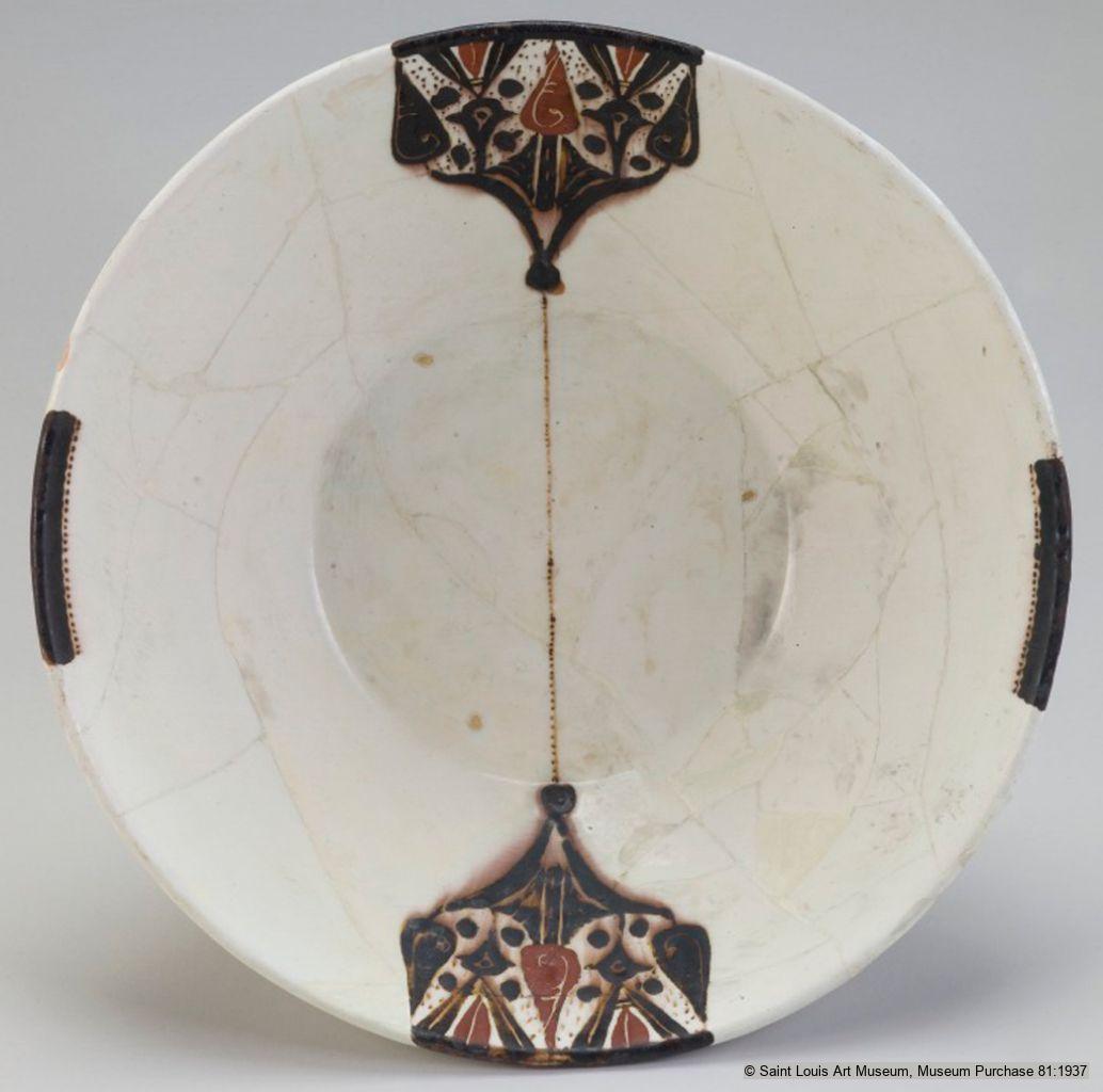 Bowl with Design of Vegetal Motifs - Discover Islamic Art - Virtual Museum