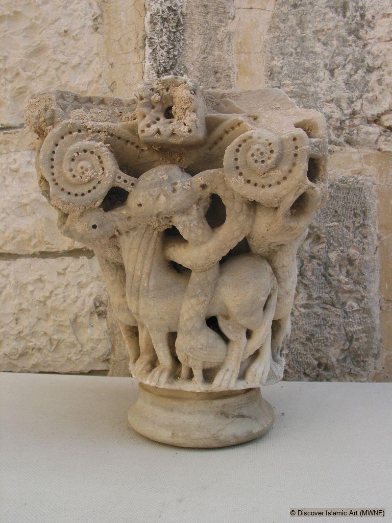 Column capital - Discover Islamic Art - Virtual Museum