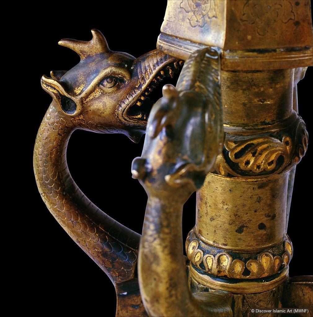 Chandelier aux dragons - Discover Islamic Art - Virtual Museum